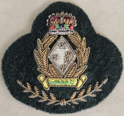 Women’s Royal Australian Army Corps (WRAAC) – Bullion (Gold) Hat Badge ...