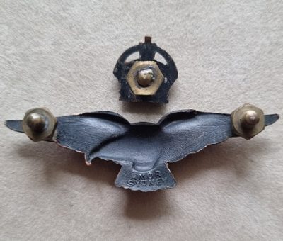 RAAF – Officer Cap Badge – World War 2 – Oxidised – Welcome to ...
